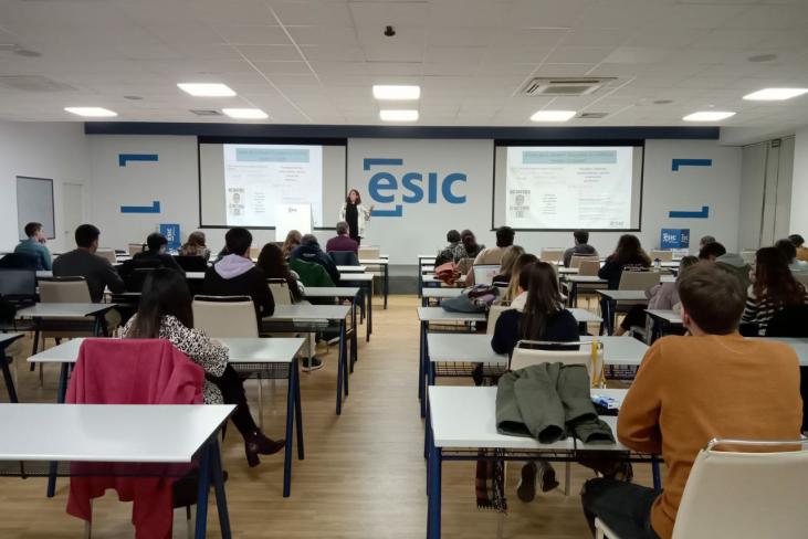 Las claves del taller: Cómo exprimir LinkedIn para la mejora profesional con Teresa Suárez ...